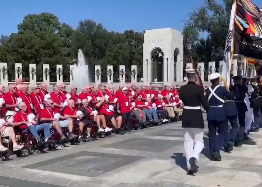 58th Eastern Iowa Honor Flight departs for Washington