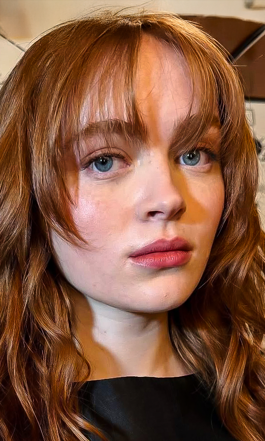 Sadie Sink debuts new hairstyle