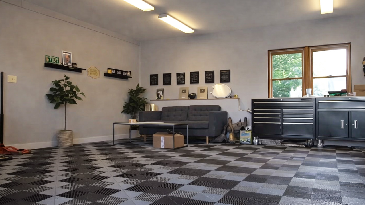 Transforming my garage into a clean workspace