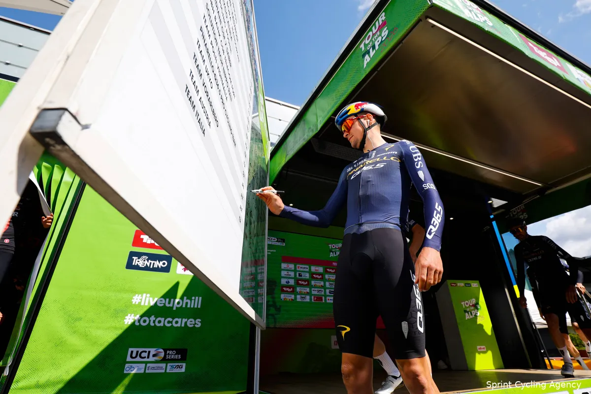 Arme Tom Pidcock moet richting Luik-droom nu vooral even afzien en ...