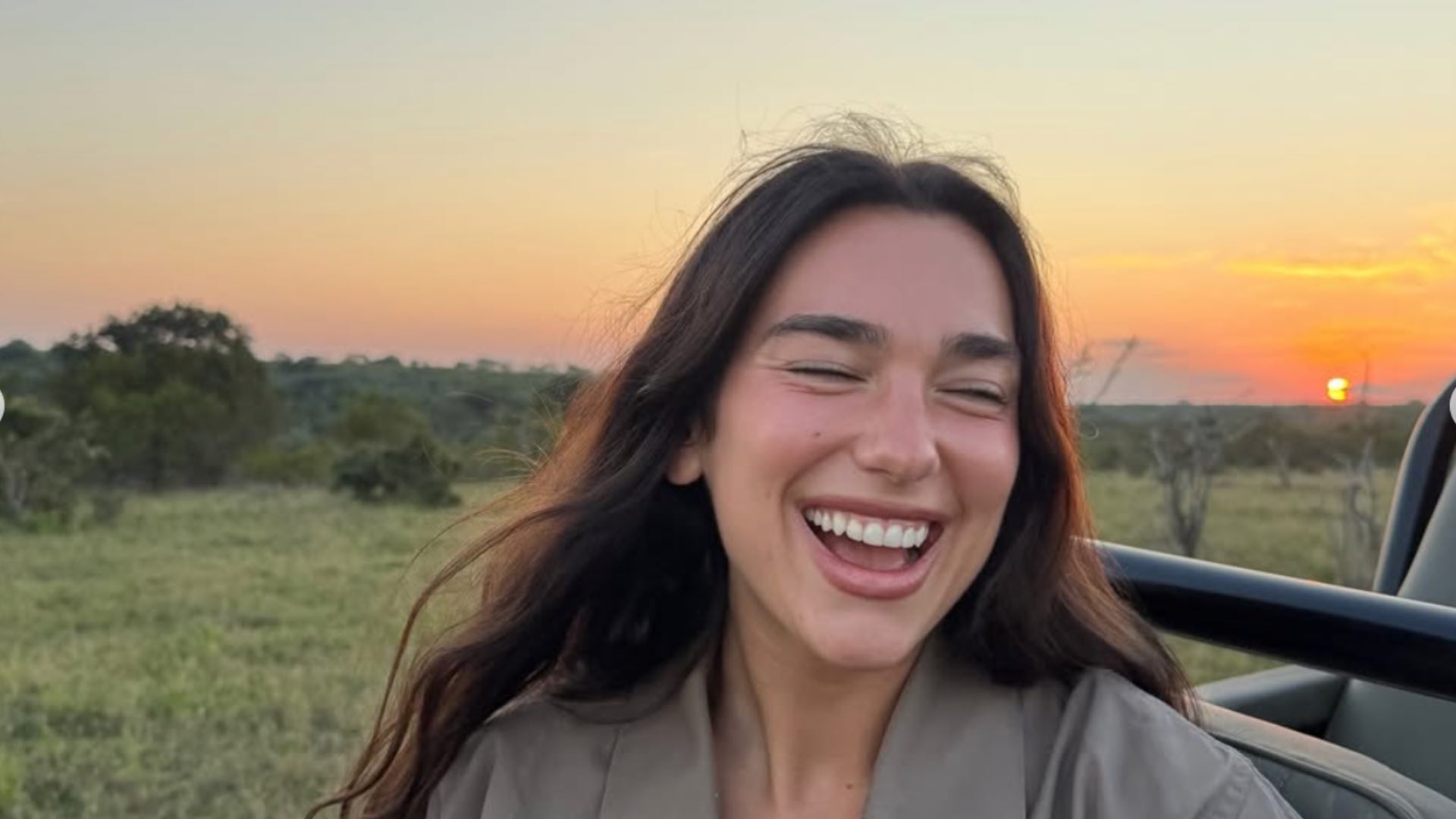 In the middle of a safari, Dua Lipa enjoys a workout that doesn't go ...
