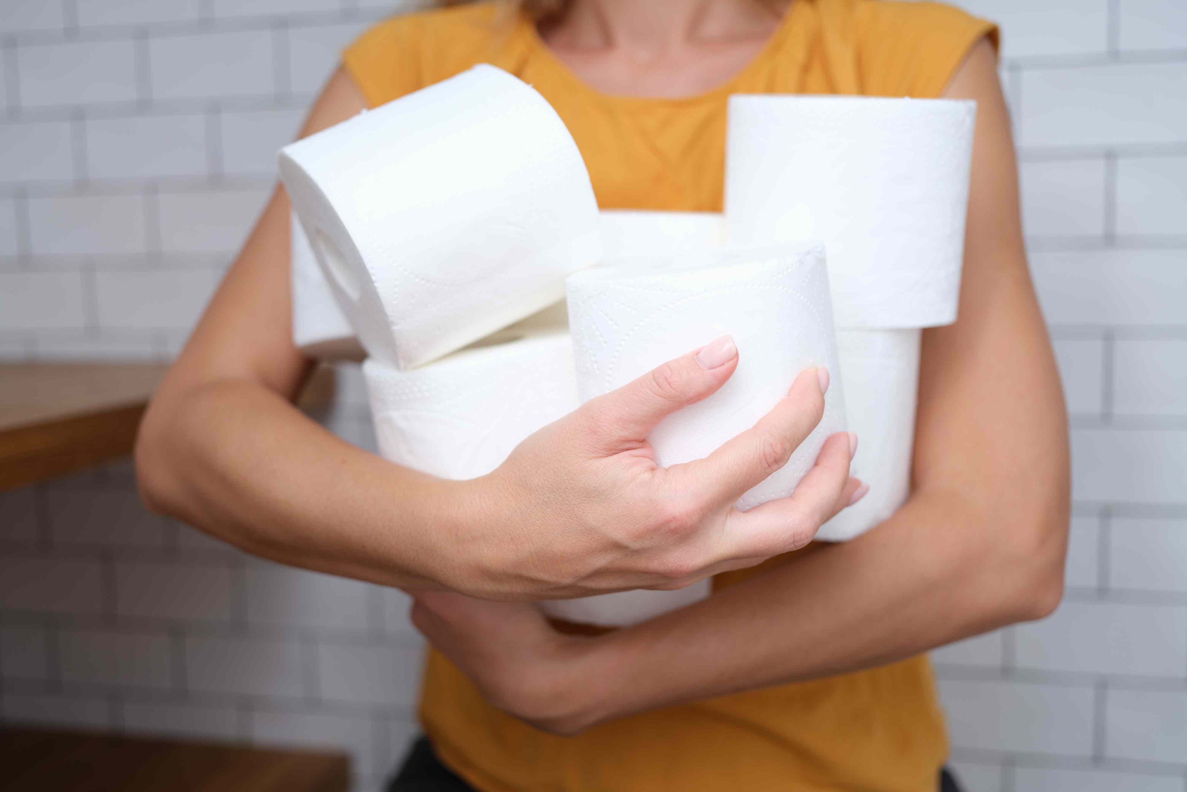 13 evening habits that can make it easier to poop in the morning