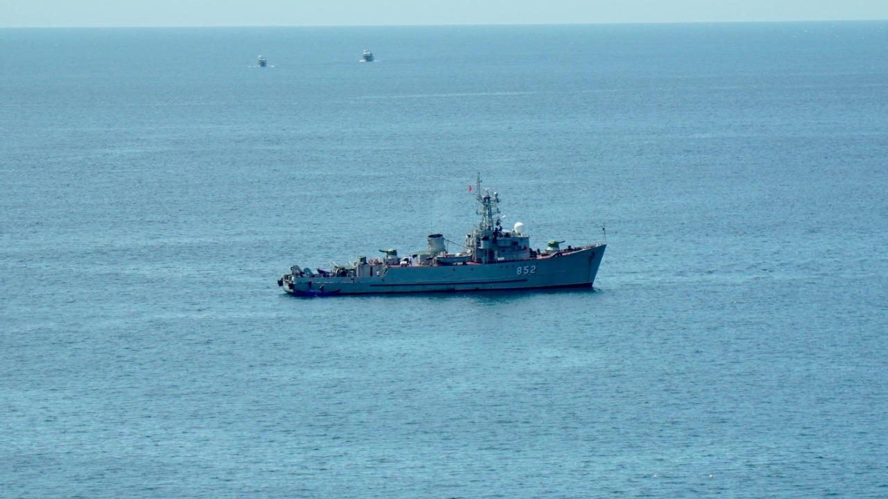 US Navy weighs Iran’s fast-attack boats in Strait of Hormuz