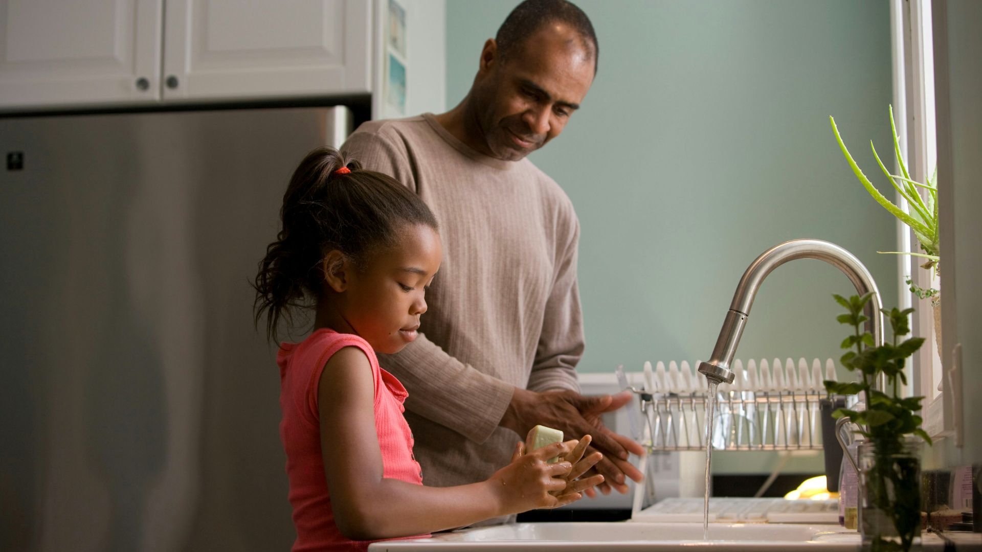 20 signs your ex is trying to turn your children against you