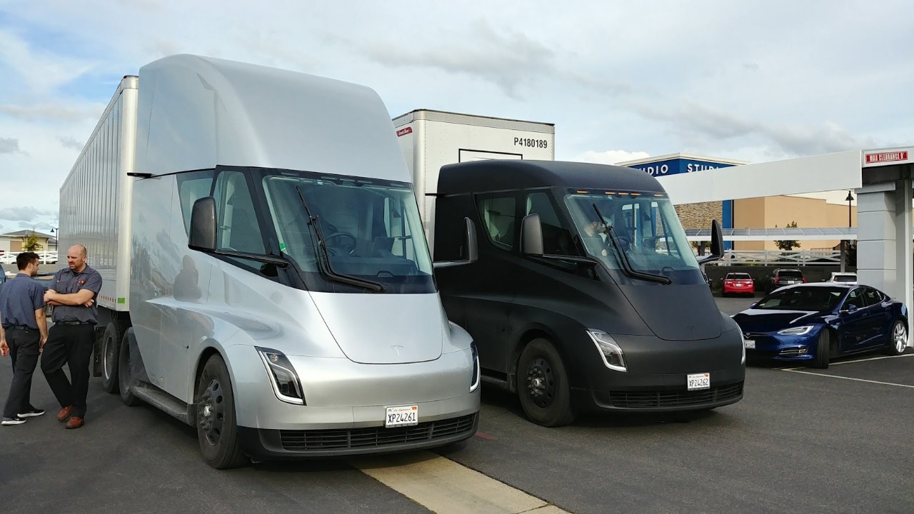 Tesla details production Semi specs, including variants and efficiency ...