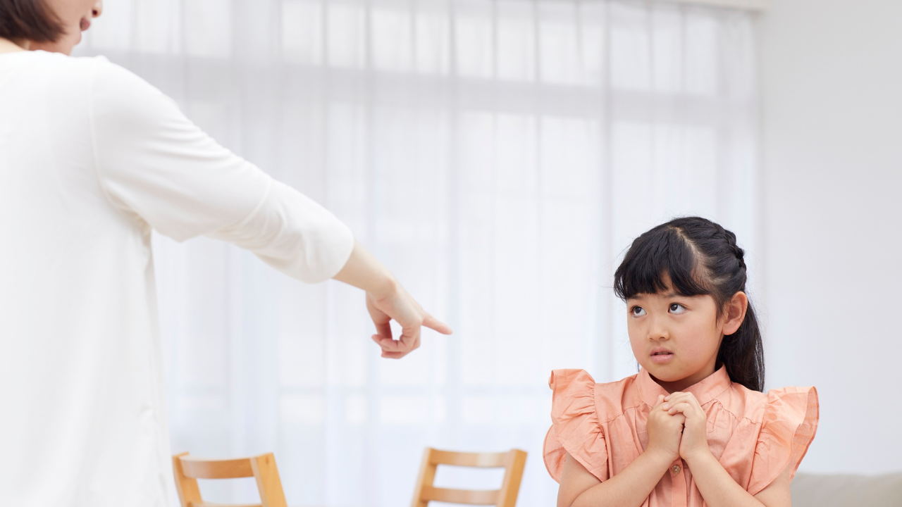 Do you unconsciously ‘insult’ your child? 5 mistakes that can ruin ...