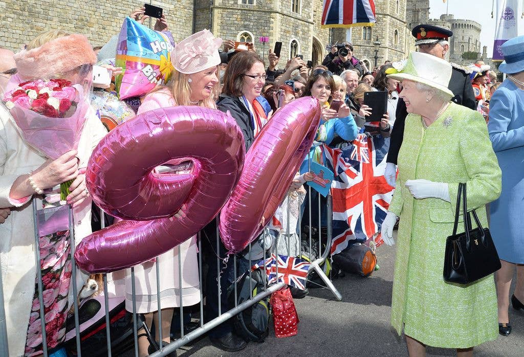 Queen Elizabeth's 'very disciplined' 2 birthday cake rule