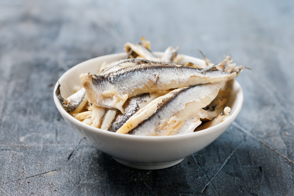 How canned sardines can affect your body if you eat them regularly