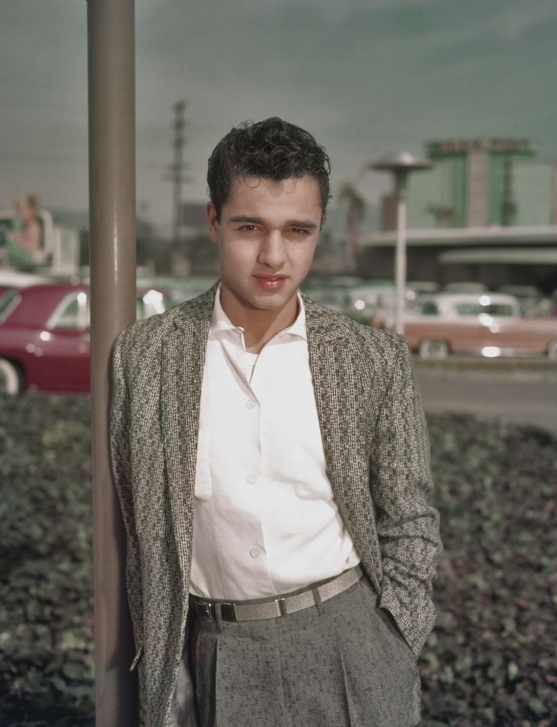 20 once-famous actors from the 1960s you rarely hear about today