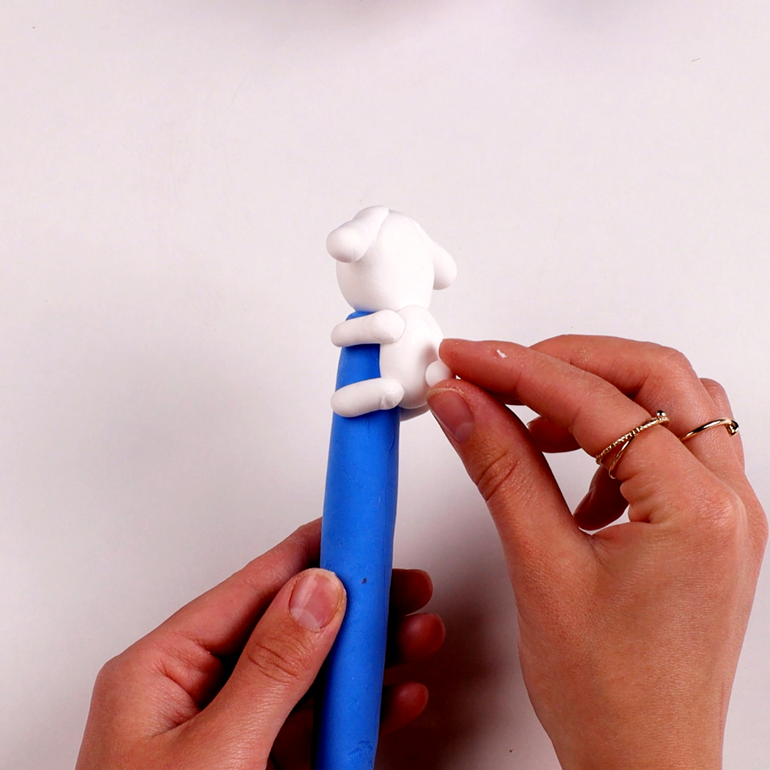 Decorating a pen with soft clay magic 🎨🖊️