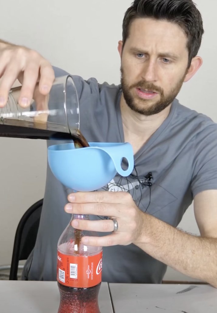 Can Pop Rocks carbonate soda?