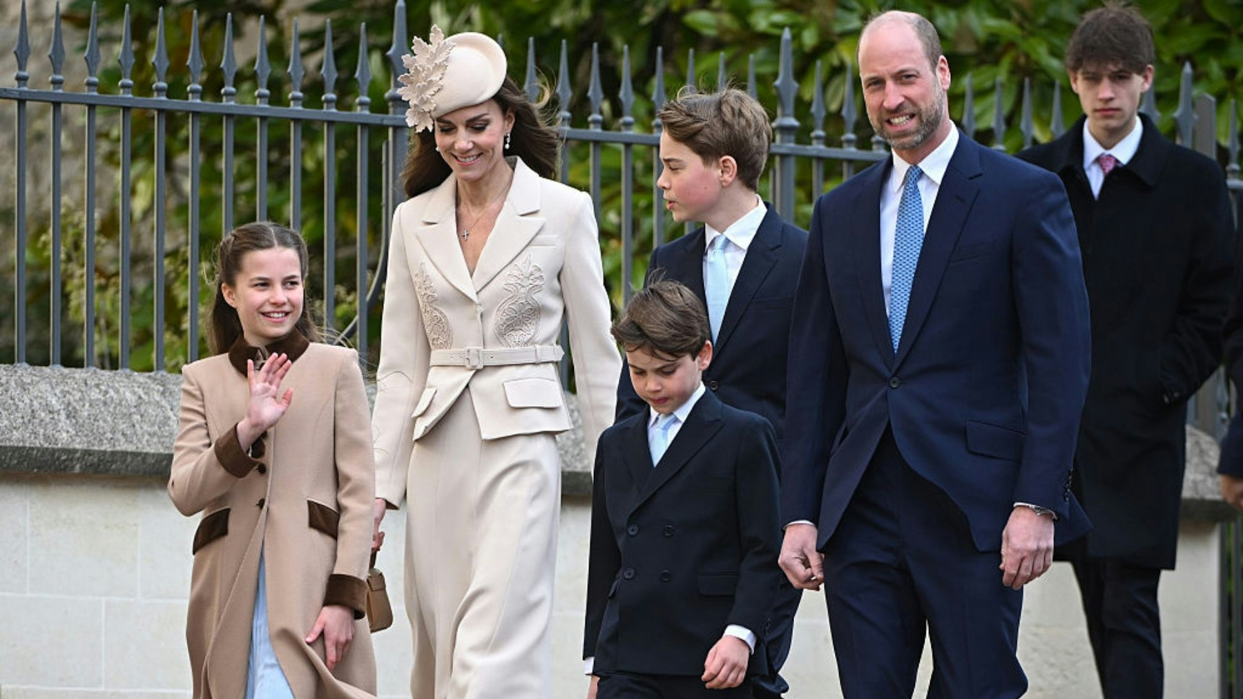 After ‘pushing out’ Princesses Beatrice and Eugenie, now Prince William ...