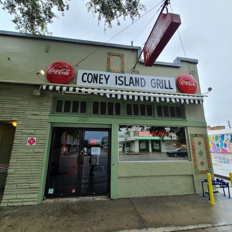 A Florida food truck just brought back St. Pete’s legendary Coney ...