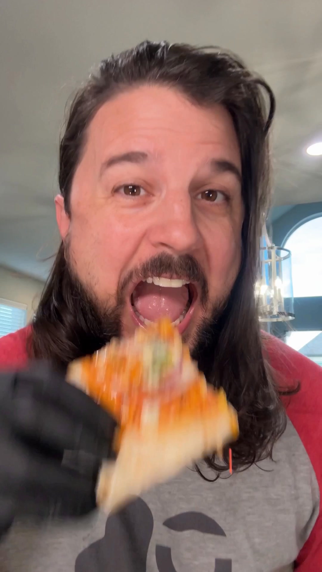 Buffalo chicken stuffed crust pizza