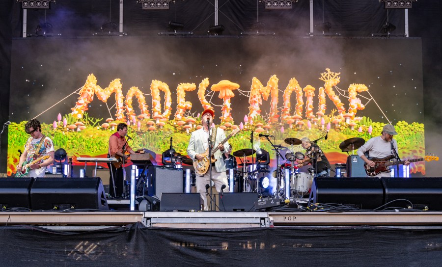 Modest Mouse to perform in Fayetteville this fall