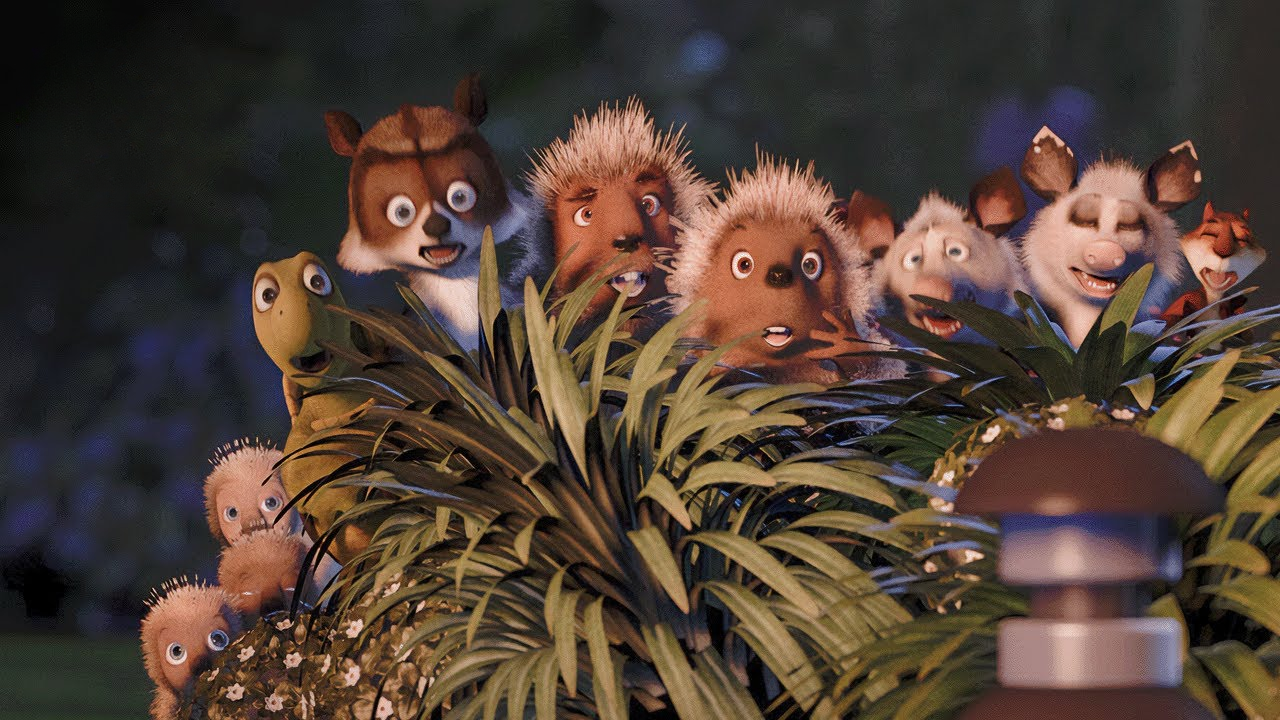 Breaking into the crazy lady's house | Over the Hedge