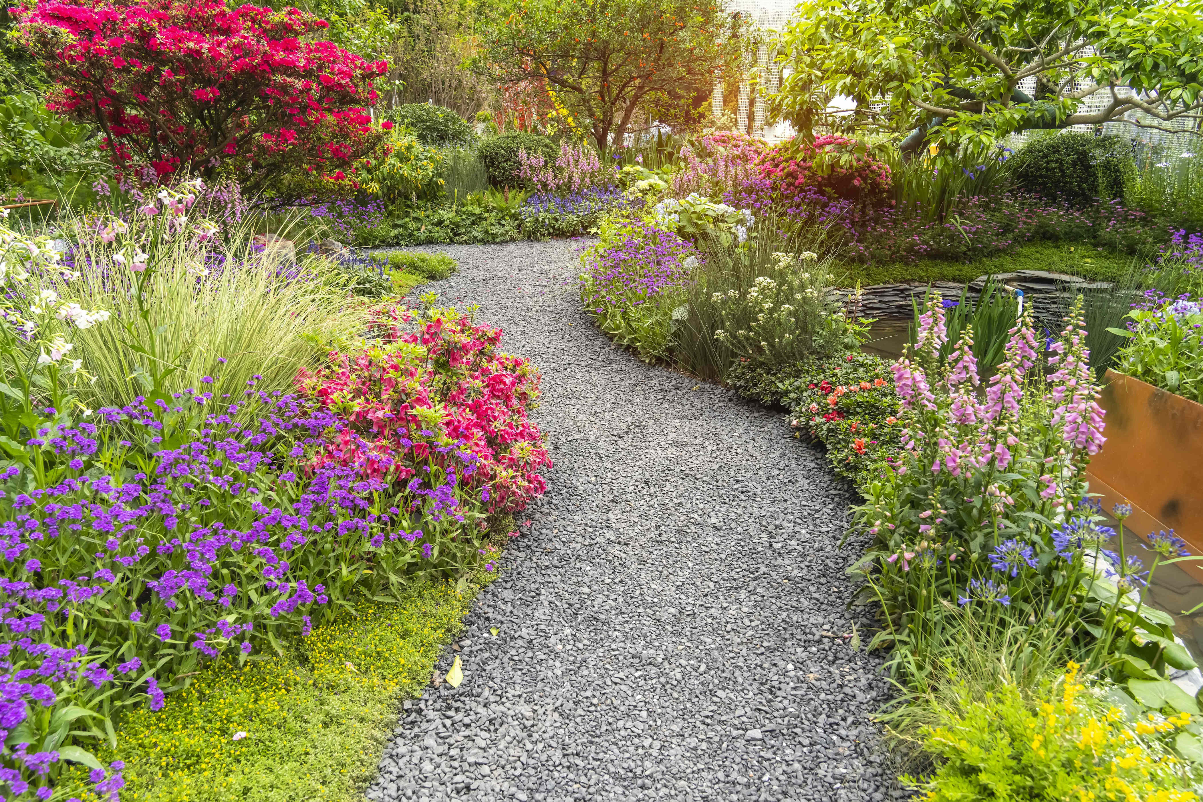 How to set up your garden so it looks like you hired a pro