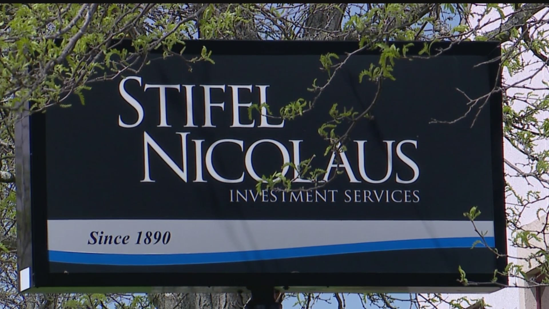 Wealth management firm hiring to grow client service team