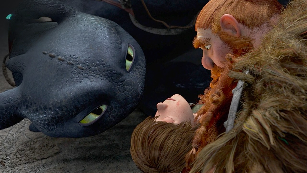 Toothless saves Hiccup and returns him to his family | How to Train ...