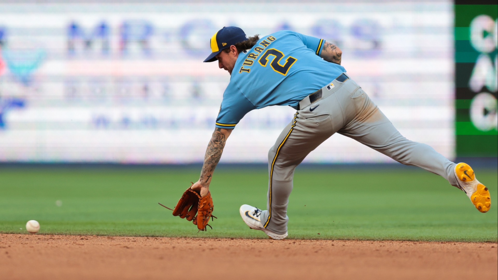 Brice Turang vs. Nico Horner: MLB 2nd base showdown