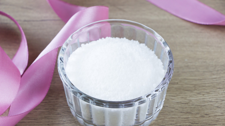 Isomalt is the key to beautiful, sugar-free creations
