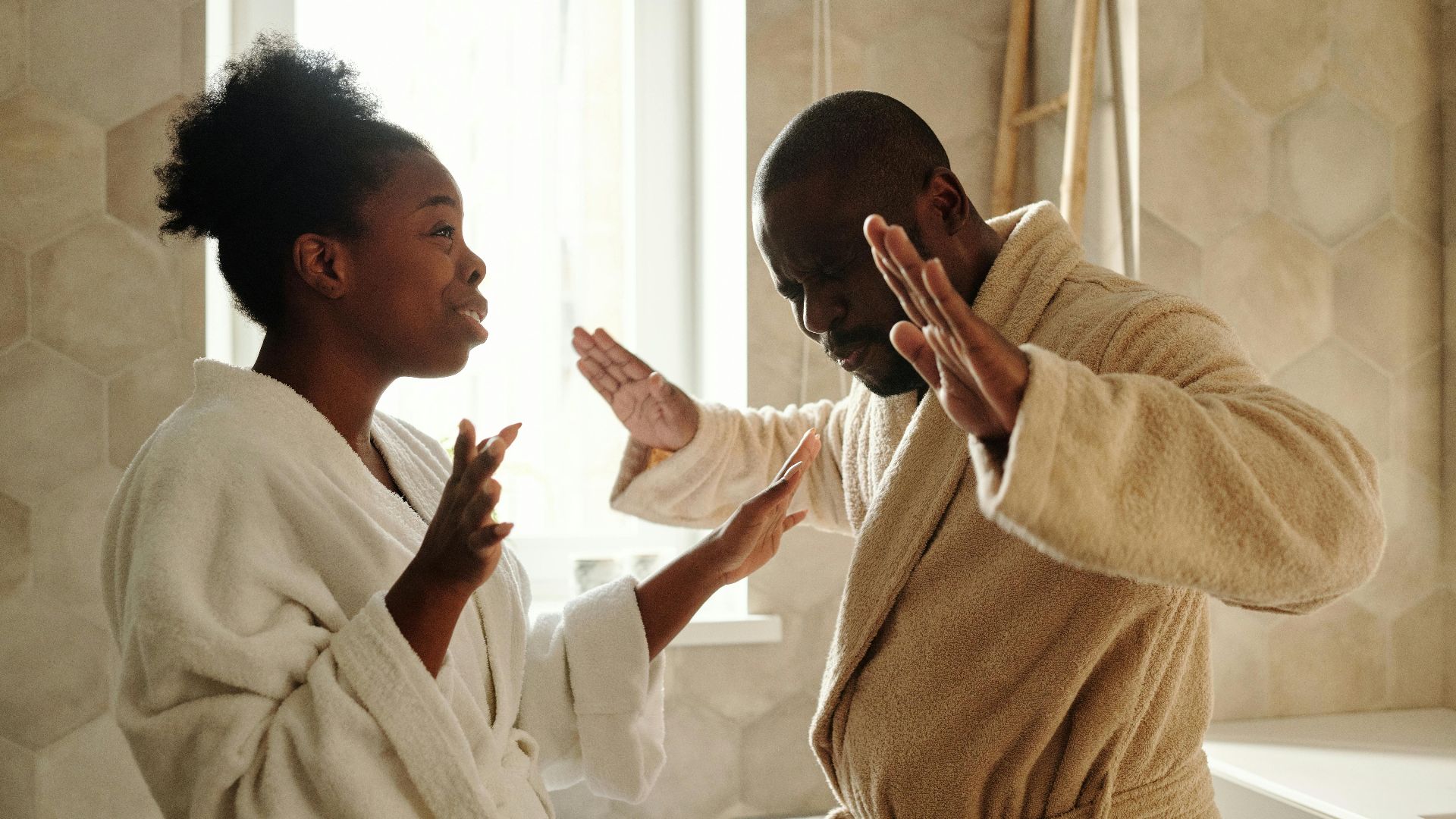 10 relationship habits that wreck your hormones & 10 that calm your ...