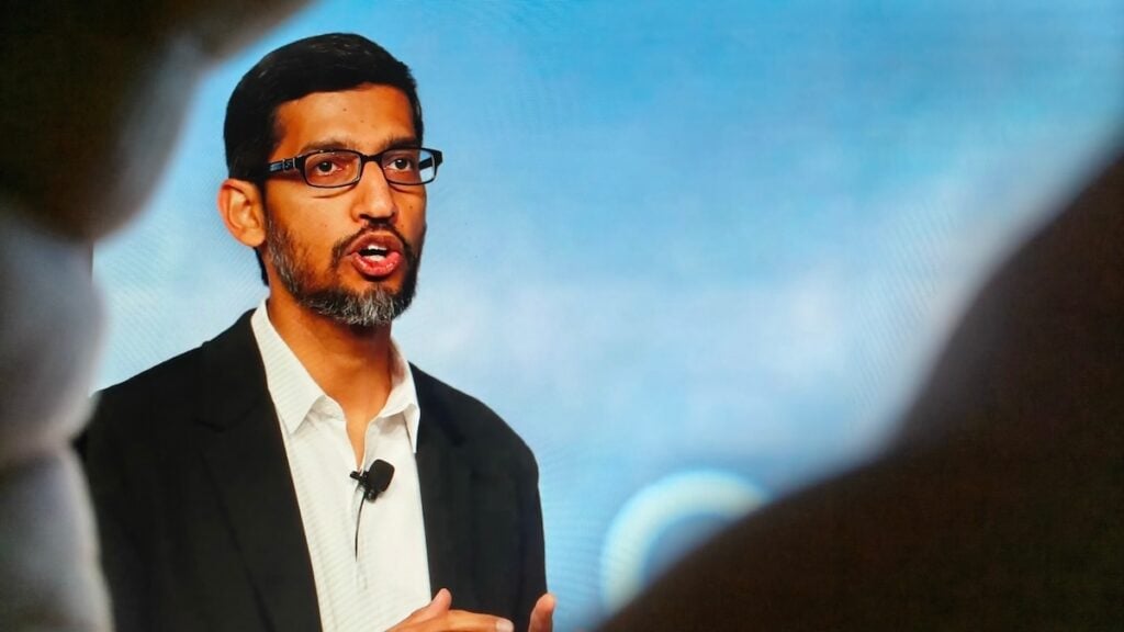 Alphabet's Sundar Pichai hails Tim Cook's 'incredible run' as Apple CEO ...