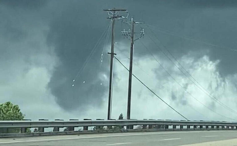 Fresno-area tornado warning results in brief school shutdown. See our ...