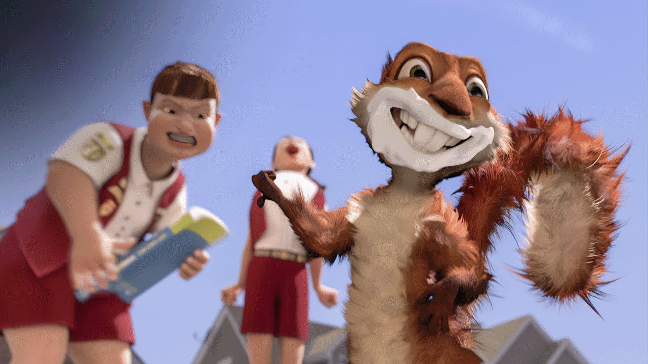 The animals execute their first food heist | Over the Hedge