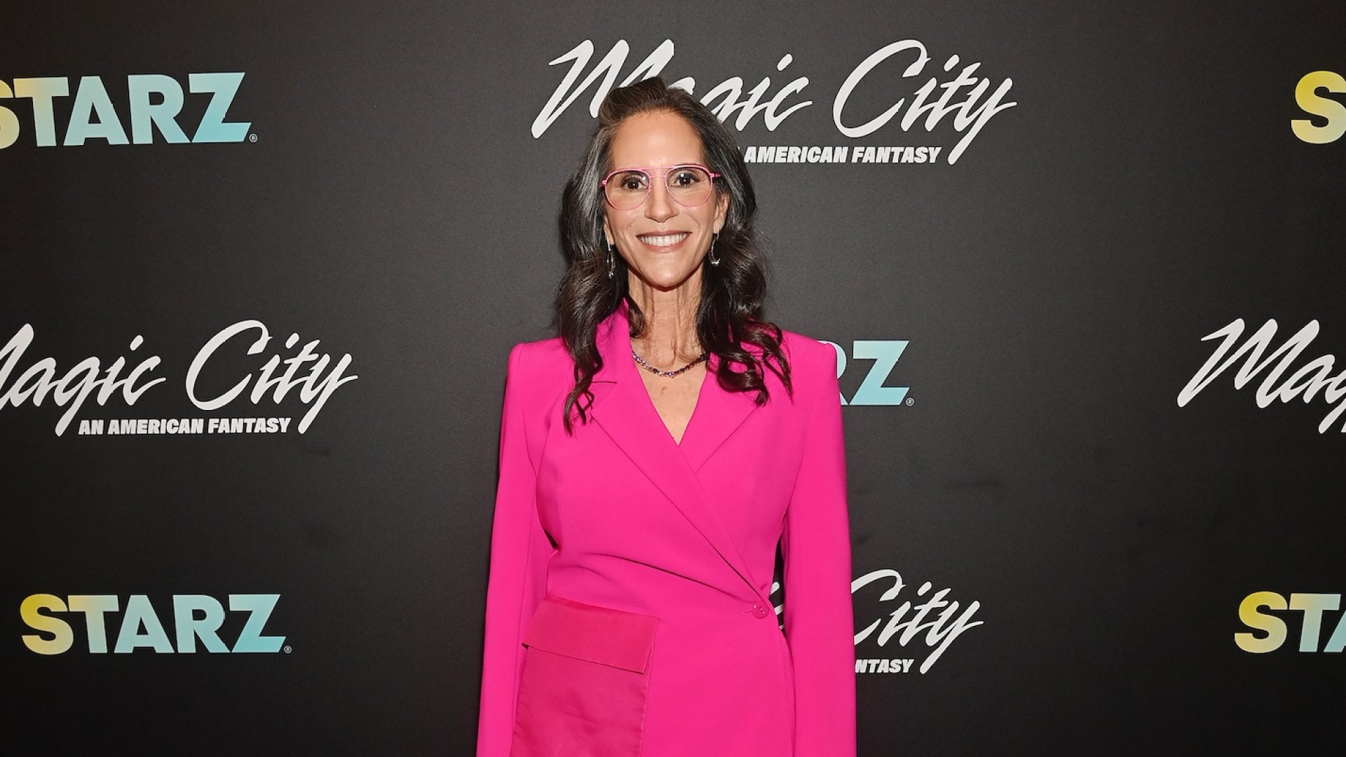 Who Is Jami Gertz Learn About The Actress Turned Billionaire Businesswoman