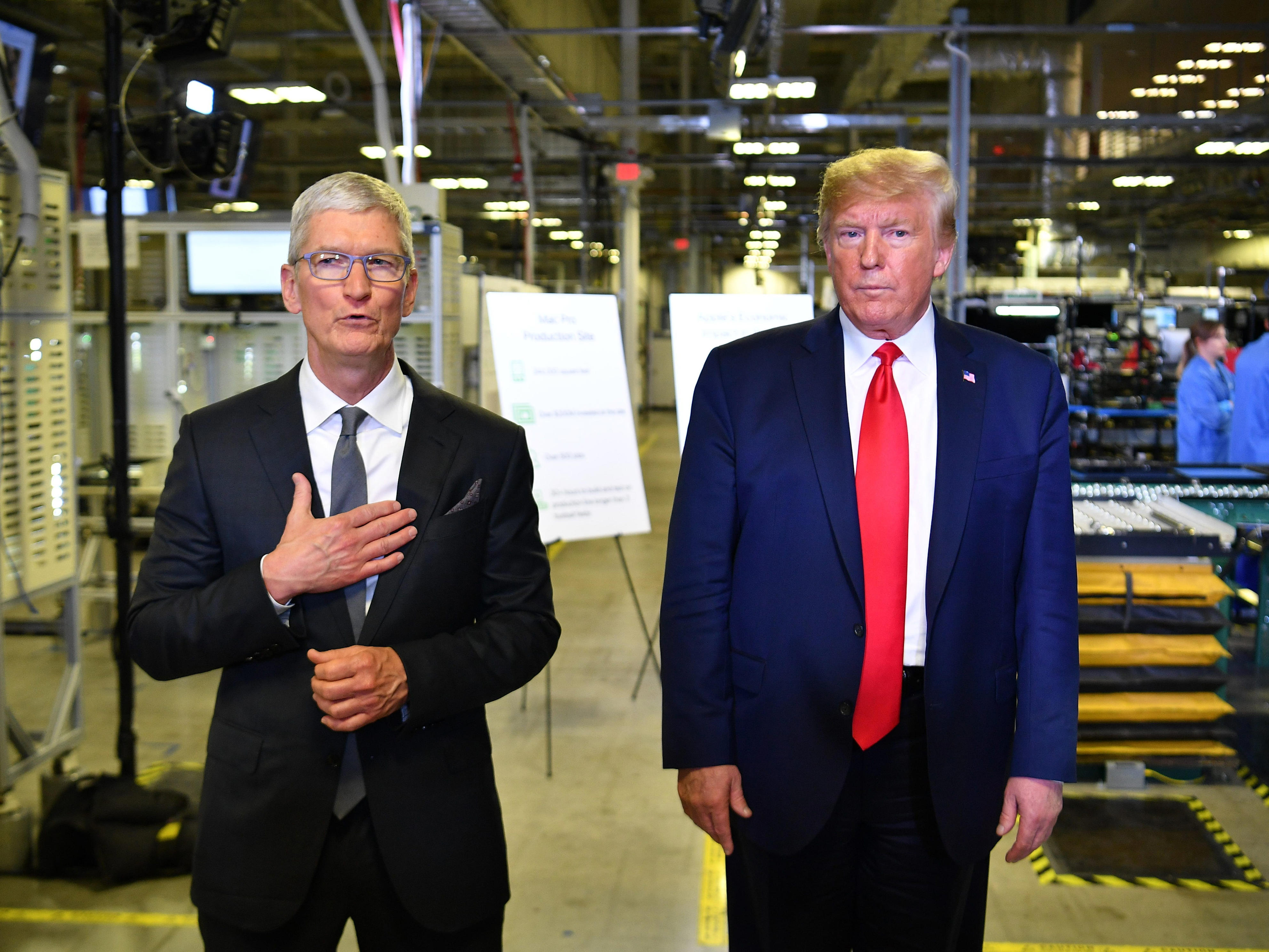 The phone call that turned Donald Trump into a Tim Cook fan