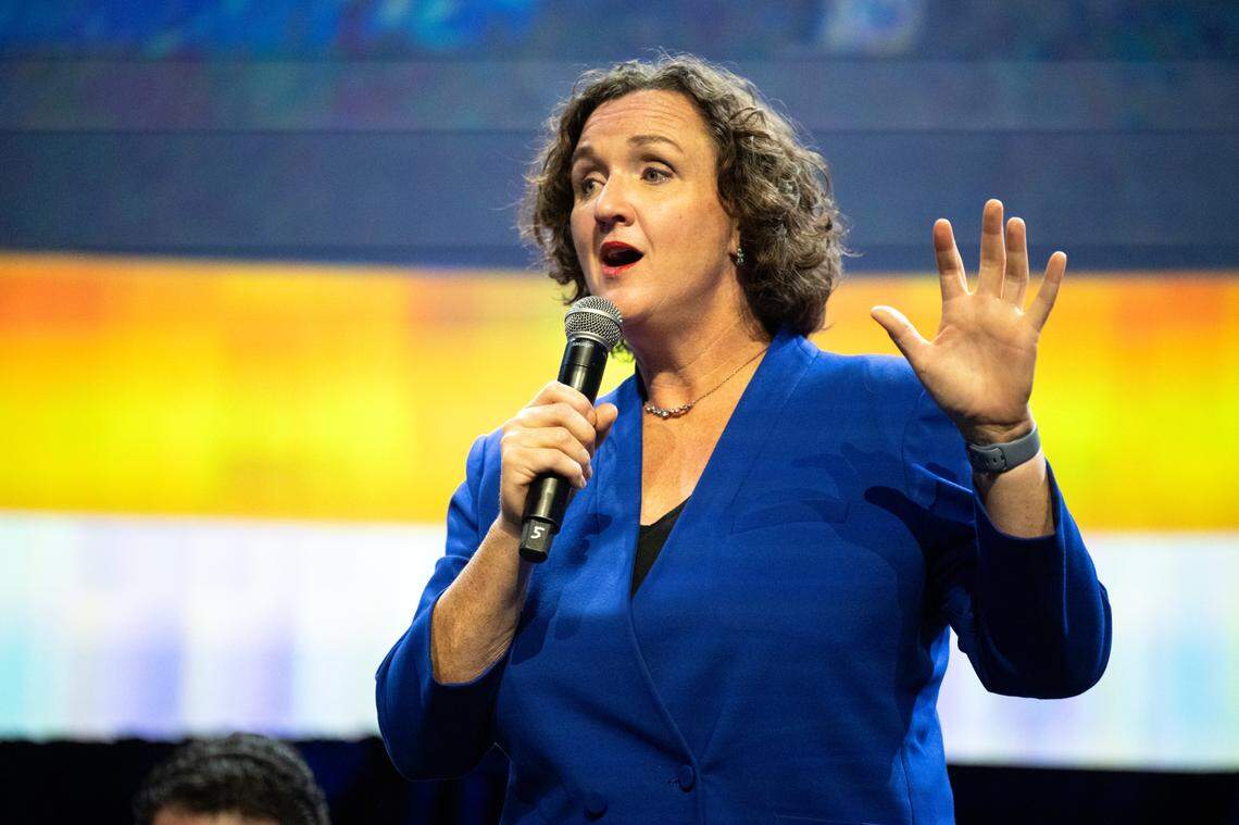 Katie Porter's wage rhetoric evolves as she aims for an edge in ...