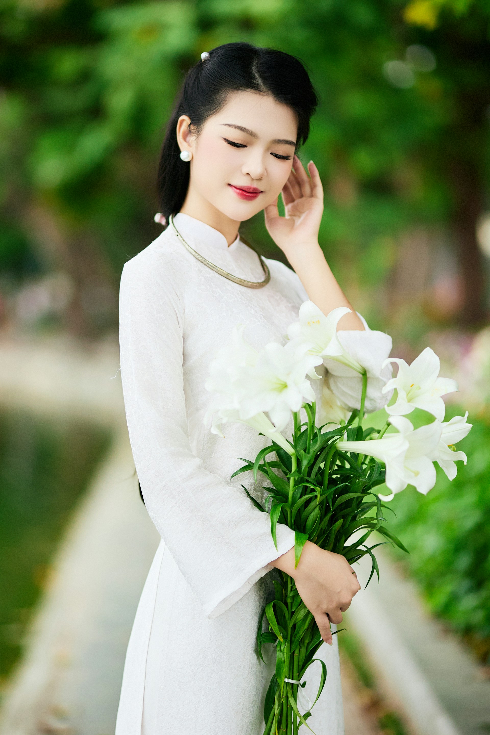 一眼万年 ️白衣少女杀疯了🥰，东方韵味被狠狠拿捏🔥