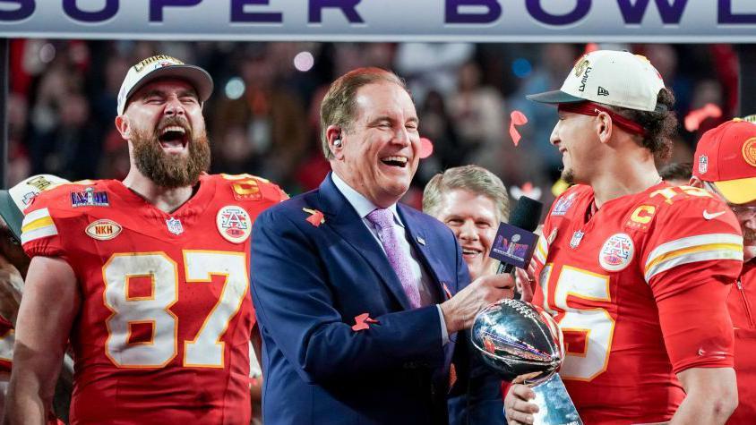 How does the NFL draft work?