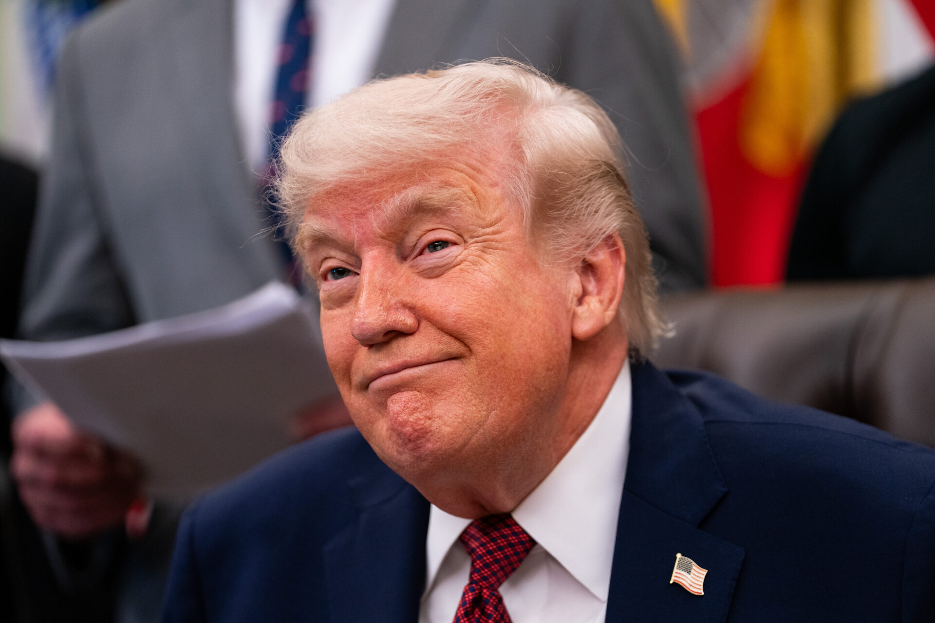 Nancy Sinatra konfrontiert Trump: Streit um Vaters Lied eskaliert