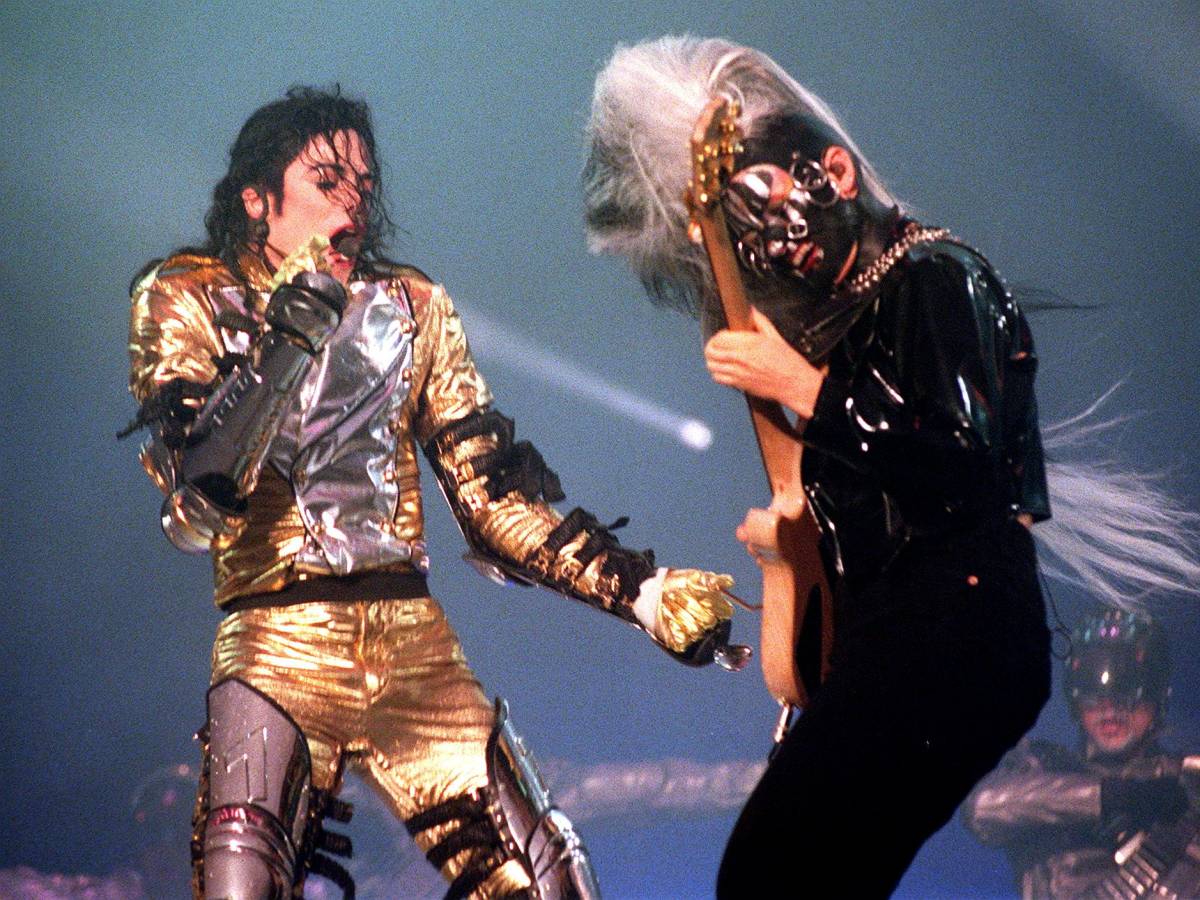L'infanzia perduta (e mai ritrovata) di Michael Jackson