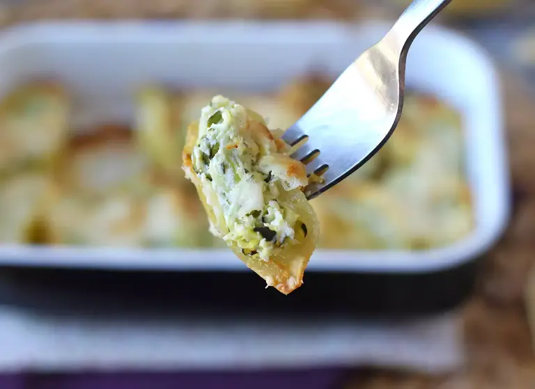 Conchiglioni farcis à la ricotta, courgettes et citron