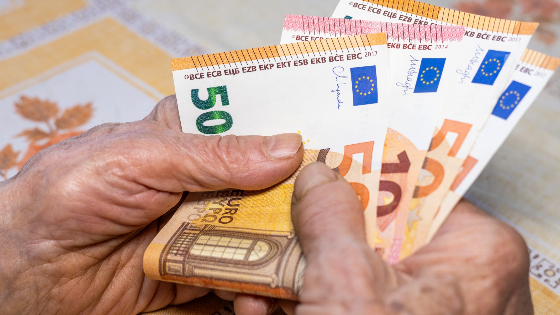 Zoveel geld moet je sparen om 10 jaar eerder met pensioen te gaan