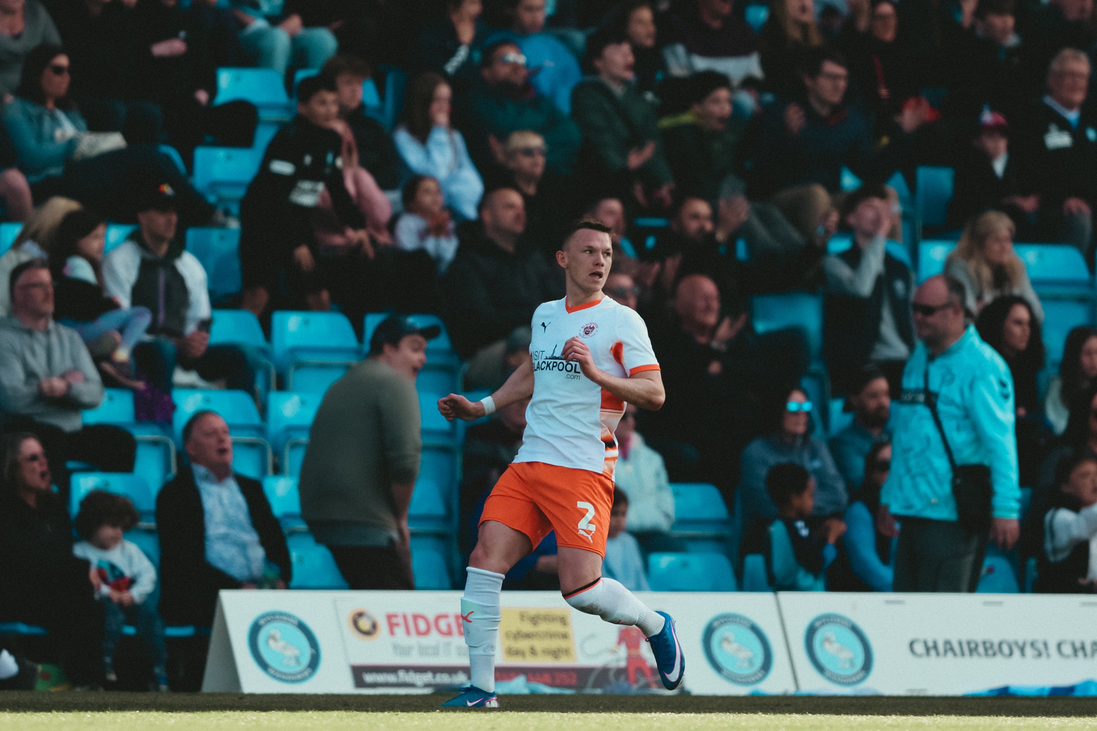 Ex-Leeds United youngster makes Blackpool FC contract admission as time ...