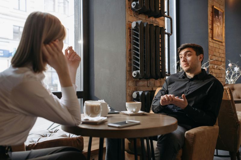 Can you really tell when someone’s lying? These 8 signs might help