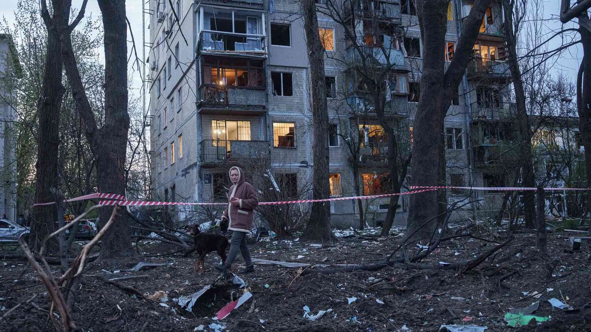 Ukraine says some Russian missiles fly near Chornobyl, risking major ...