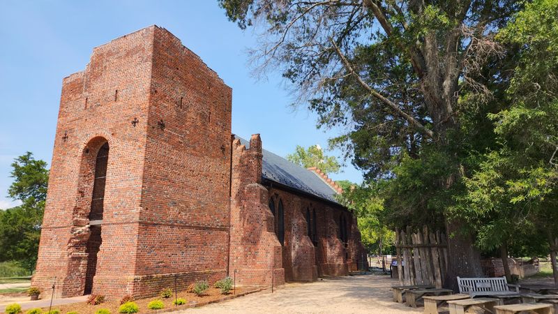 15 America’s Oldest Public Buildings Still in Use