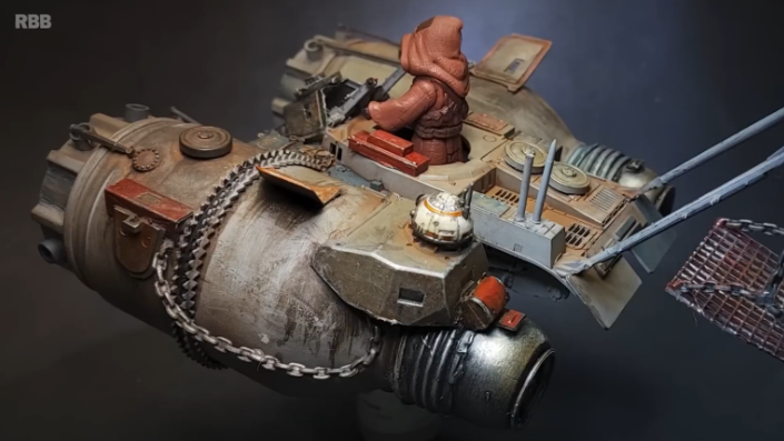 A DIY diorama that turns everyday items into art