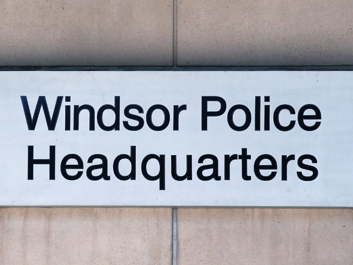 Two suspects arrested in bank fraud investigations