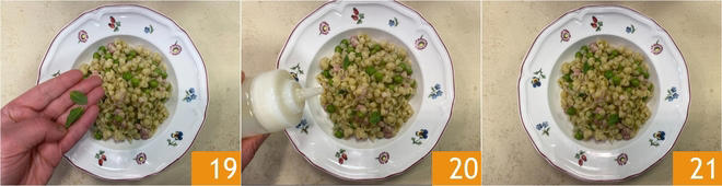 Pasta with peas and pancetta