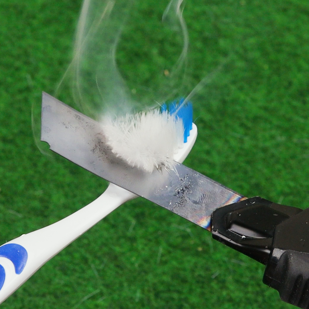 DIY cutter from a toothbrush handle 💡 ️