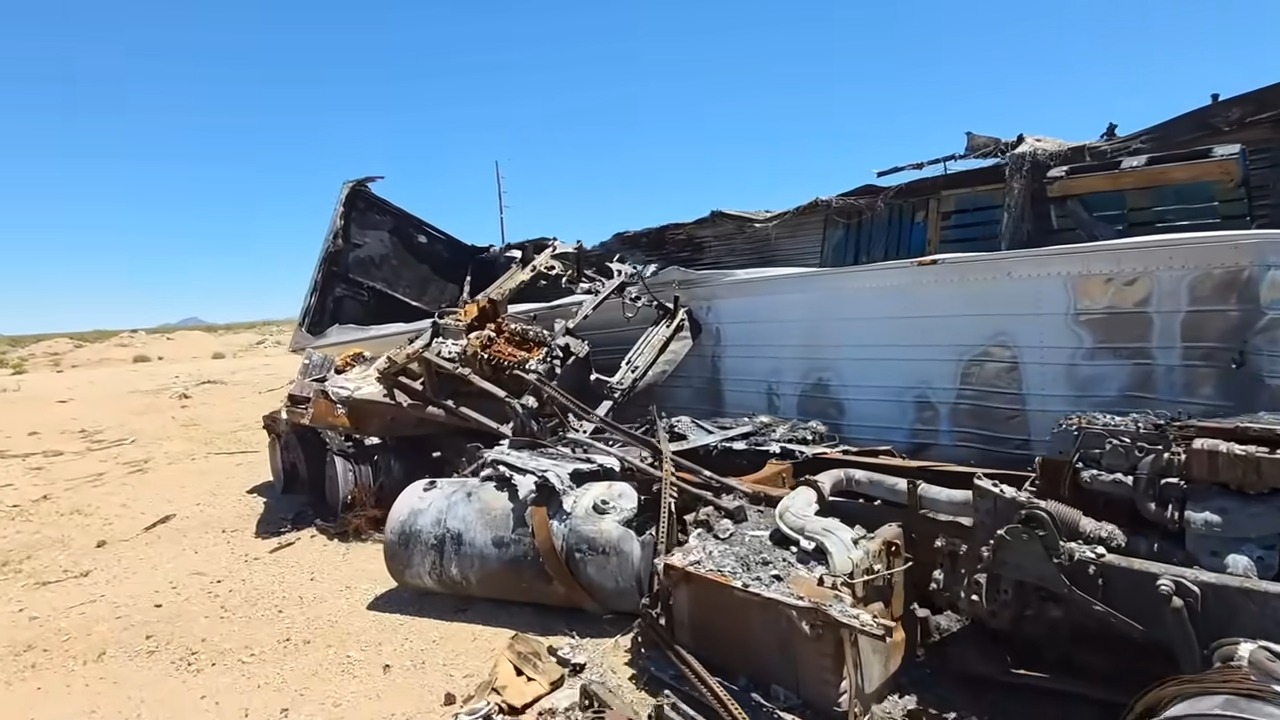 A group found abandoned luggage in the desert - what was inside turned ...