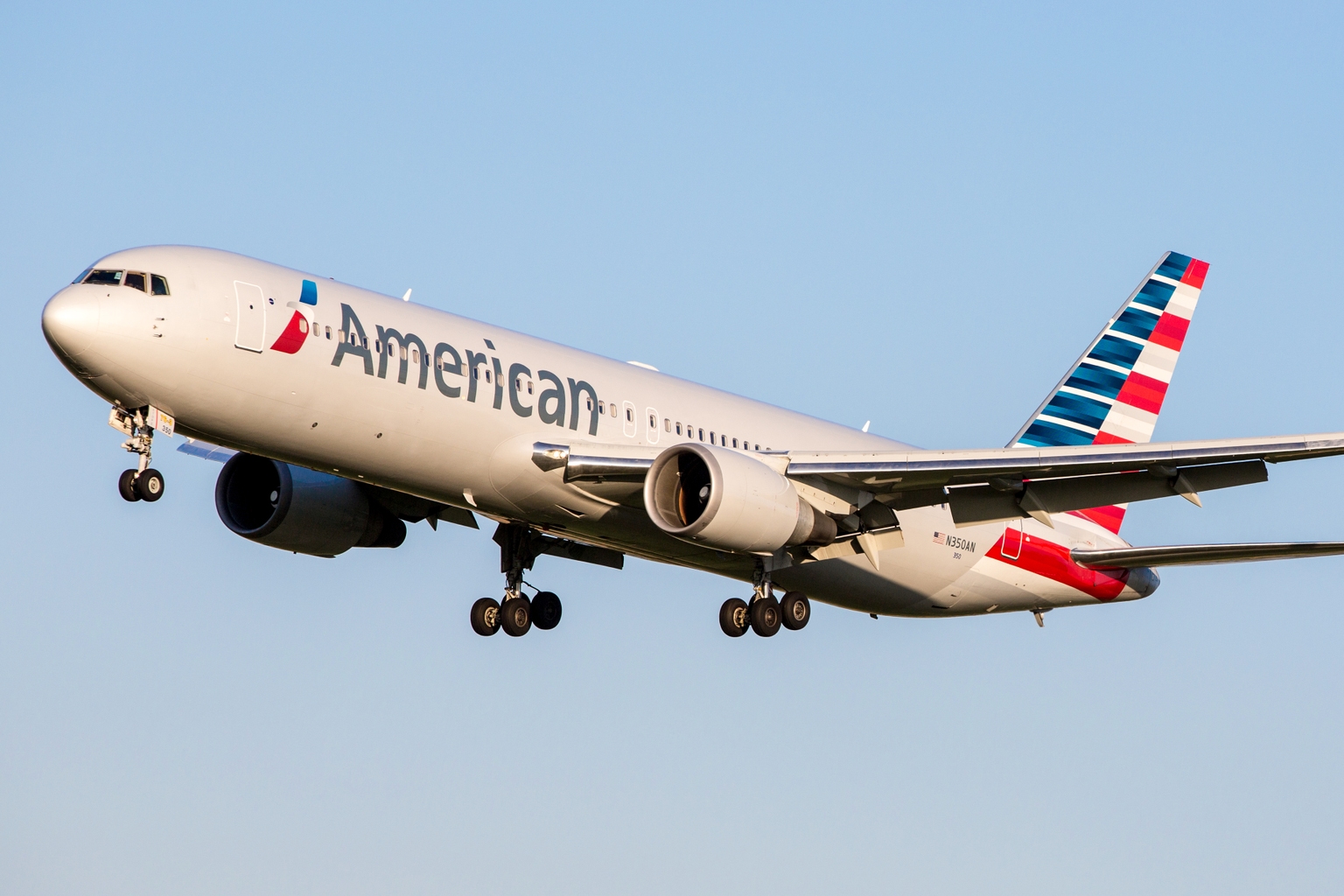 American Airlines installs Starlink Wi-Fi on aircraft
