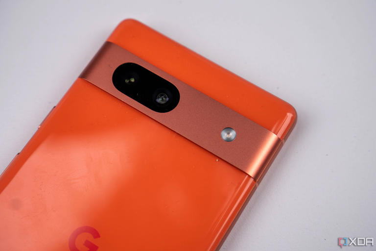 I turned an old Android phone into a home server, and it’s more useful ...