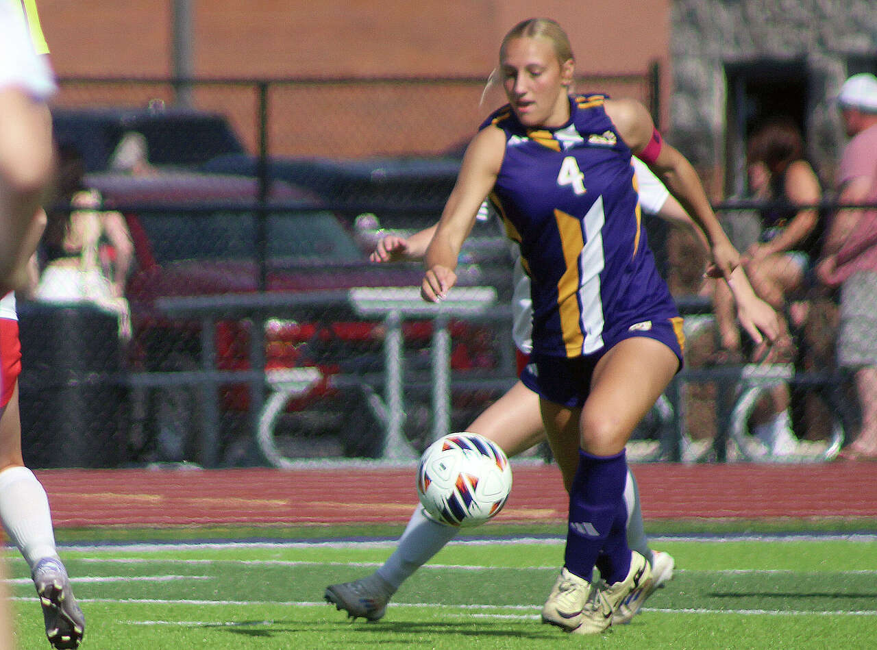 Tuesday soccer: Civic Memorial tops Mascoutah as Marquette, O'Fallon ...